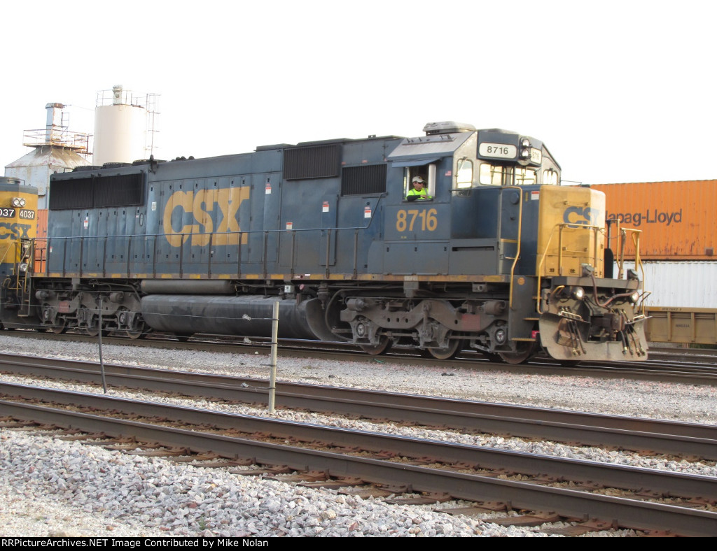 CSX 8716